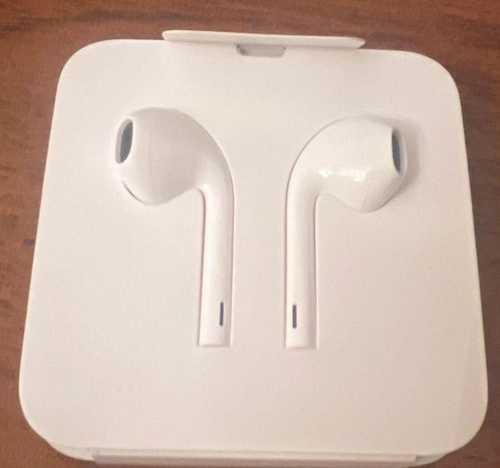 Наушники earpods lightning