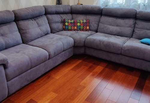 Угловой диван Carat, модель Барселона 297x294
