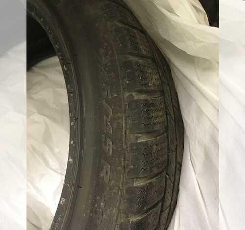 Pirelli Sottozero Winter 240 245/45 R18