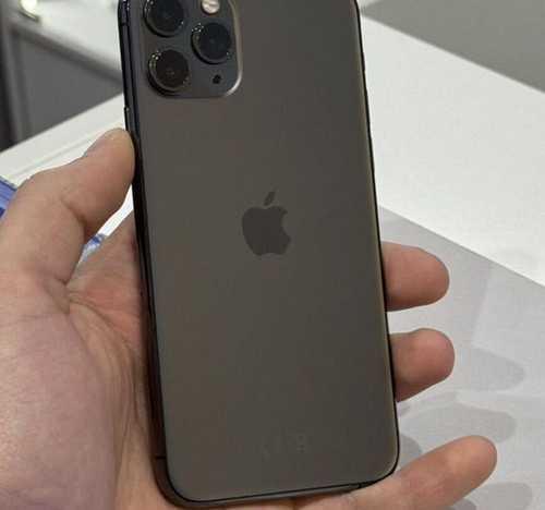 iPhone 11 Pro, 64 ГБ