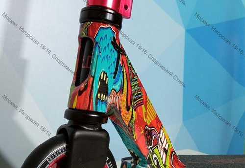 Трюковой самокат Explore flubber super WT graffiti