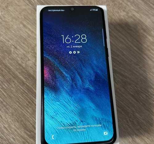 Samsung Galaxy A40, 4/64 ГБ