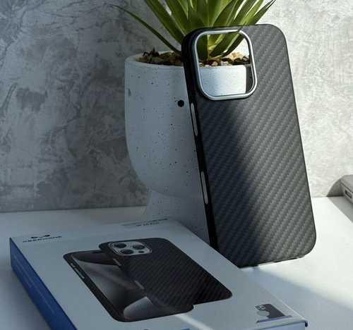Чехол на iPhone 16 pro keephone