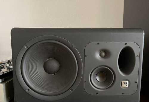 Студийные мониторы дальнего поля JBL LSR6332 пара