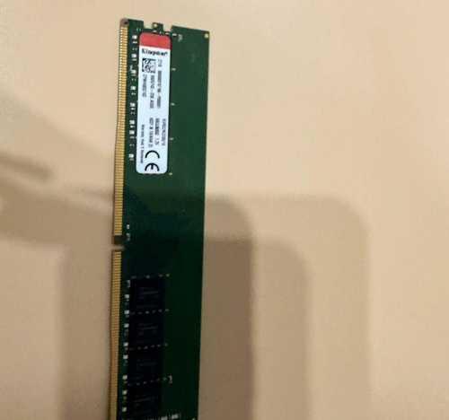 Оперативная память ddr4 kingston kvr32n22s8/16