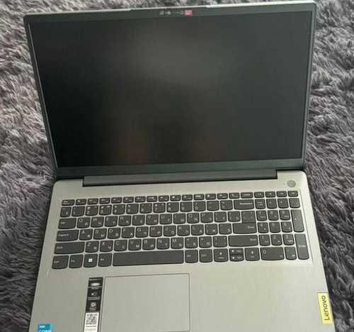 Ноутбук Lenovo ideapad 3 8/512GB