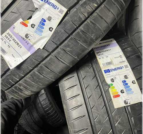 Michelin Pilot Sport 4 S 265/35 R21 и 305/30 R21 101Y