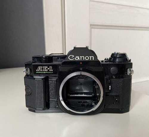 Плёночный фотоаппарат Canon AE-1 program