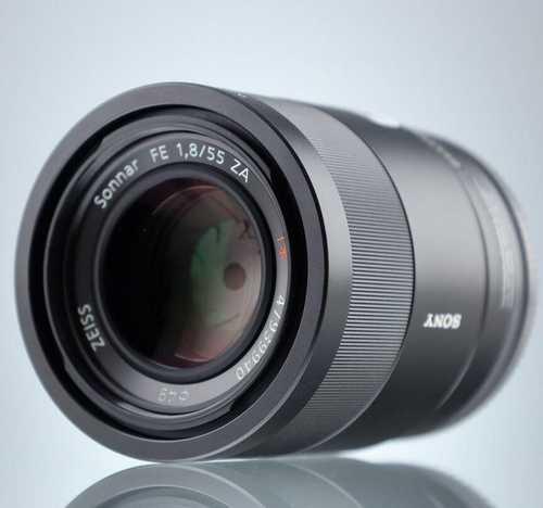 Sony Carl Zeiss Sonnar T* FE 55 mm f/1.8 ZA