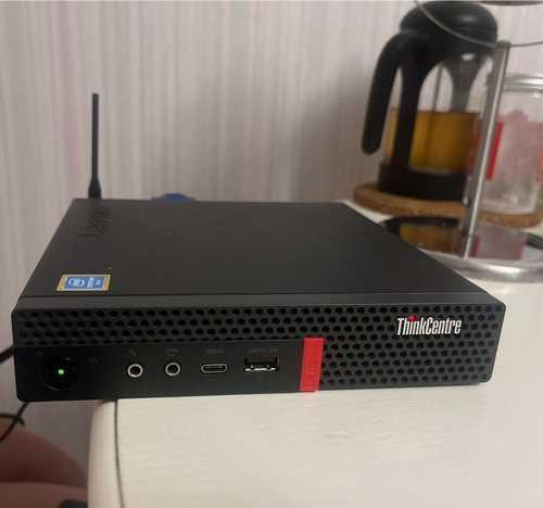 Lenovo thinkcentre m720q