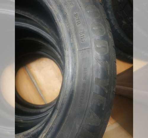 Goodyear EfficientGrip Performance 205/55 R16