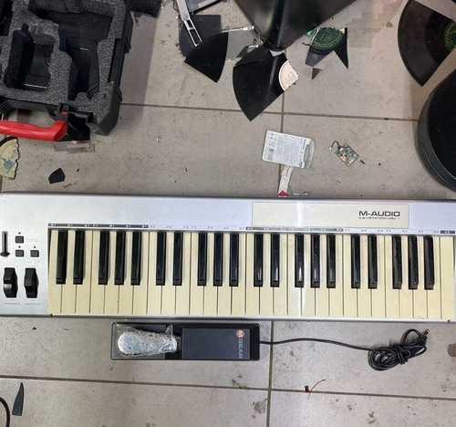 Midi клавиатура m audio keystation 49e   педаль