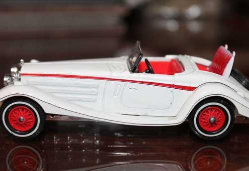 Модель Mercedes-Benz 540K 1938 White Matchbox Y-20