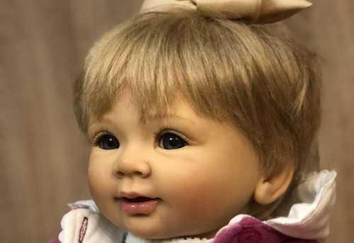 Коллекционная кукла виниловая