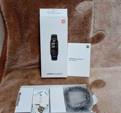 Фитнес браслет Xiaomi SMART Band 9