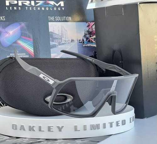 Солнечные очки Oakley Sutro Clear Фотохромные