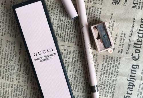 Пудровый карандаш для бровей Gucci 03