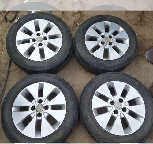Kia Rio оригинальные литые диски r15 4x100 et48
