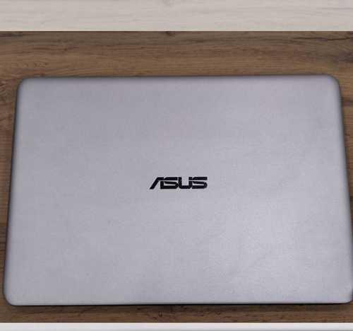 Ноутбук Asus