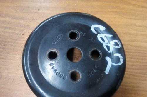 Шкив водяного насоса (помпы) Ford Focus 2 2005