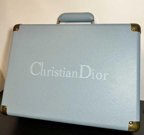 Виниловый праигрыватель cristian Dior