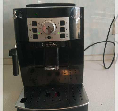 Кофемашина Delonghi 22.110