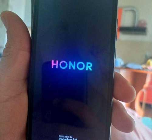 Телефон Huawei honor 8s