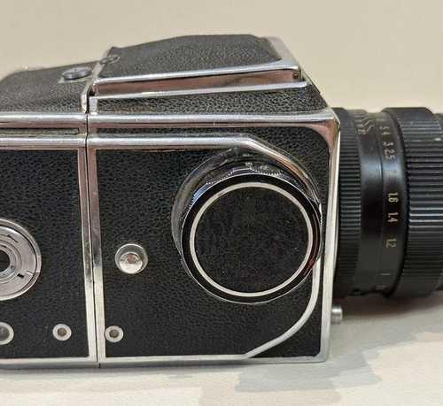 Фотоаппарат «Салют-С» с объективом Вега-12В (СССР)