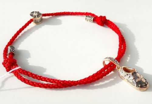 Красный браслет с позолоченным башмачком Спиридона