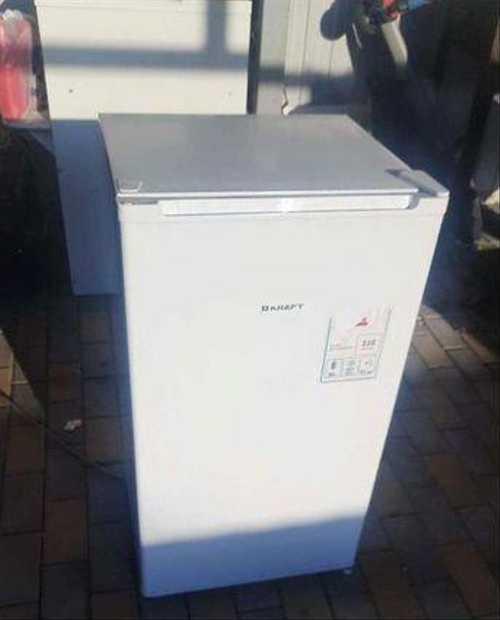 Продам мини холодильник Kraft KR-115W