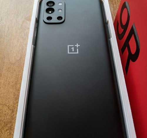 OnePlus 9R, 8/256 ГБ