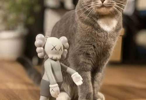Kaws игрушка
