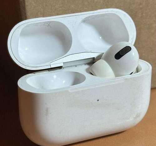 AirPods Pro 1 кейс правый наушник