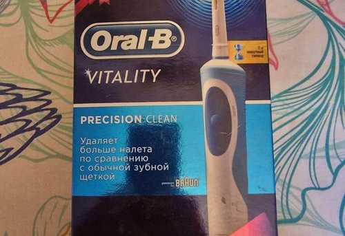 Электрическая Зубная щетка oral BI braun vitality