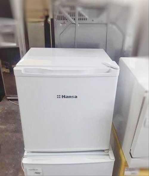 Минихолодильник 50 см бу белый Hansa