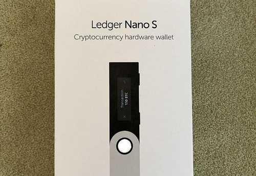 Крипто кошелек Ledger Nano S (Франция) в идеале