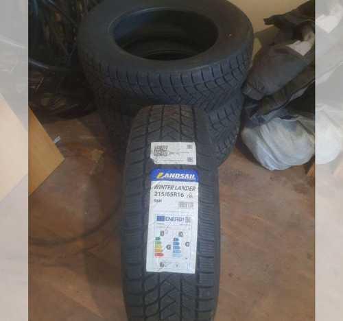 Landsail Winter Lander 215/65 R16 98H