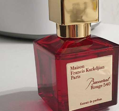 Maison francis kurkdjian baccarat rouge 540