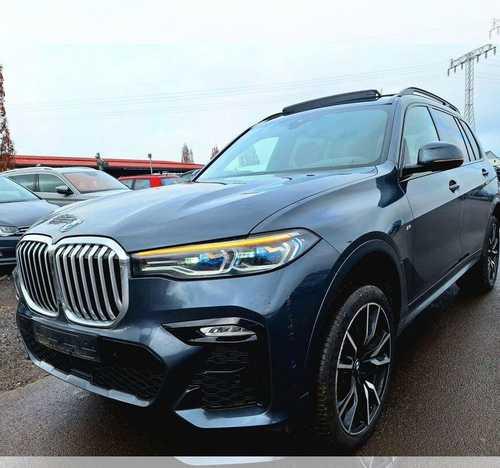 В разборе BMW X7 G07