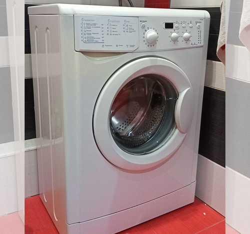 Стиральная машина Indesit 4,5 кг