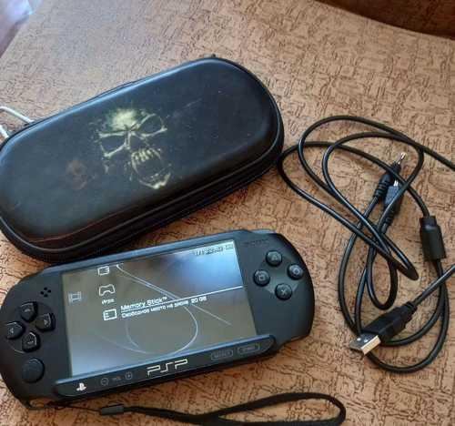 Sony PSP Street /64gb/ много игр