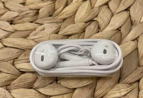 Проводные наушники Apple EarPods (USB-C) белый