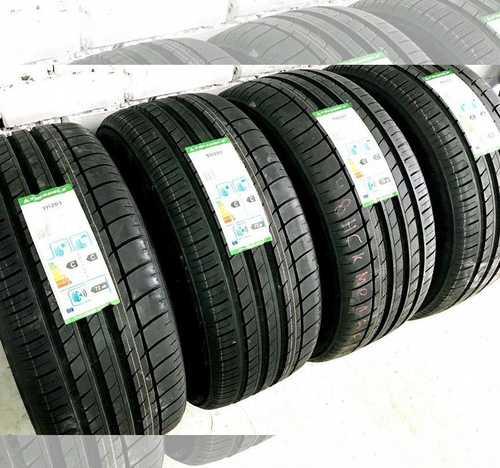 Triangle TH201 Sportex 225/35 R20 90W