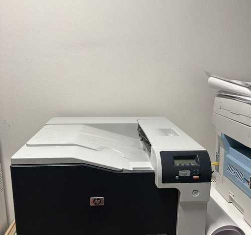 HP Color Laserjet CP5225