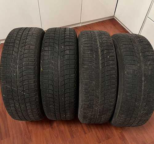 Michelin X-Ice XI3 215/60 R16 99H