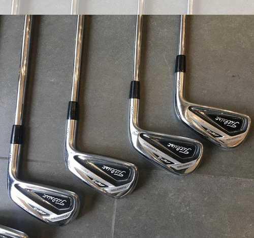 Клюшки для гольфа Titleist AP2 716