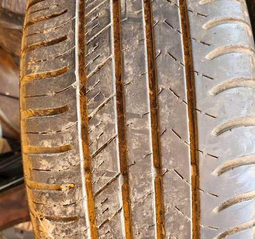 Goform G-745 215/60 R16