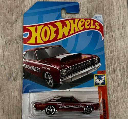 Hot wheels mainline 2024 m l case