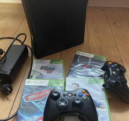 Xbox 360s