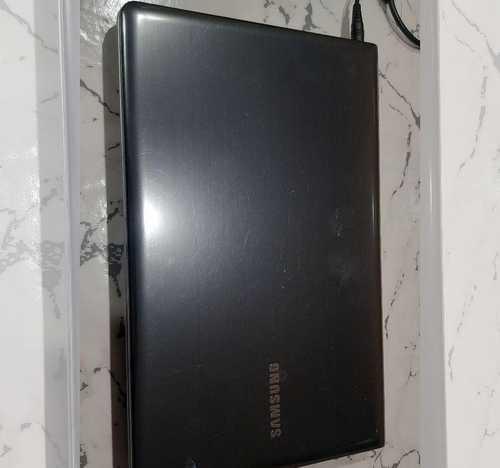 Ноутбук samsung np355 v5с
